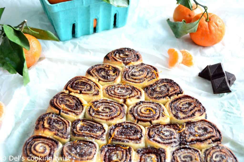 Chocolate-Orange Sweet Roll Christmas Tree - Del's cooking twist