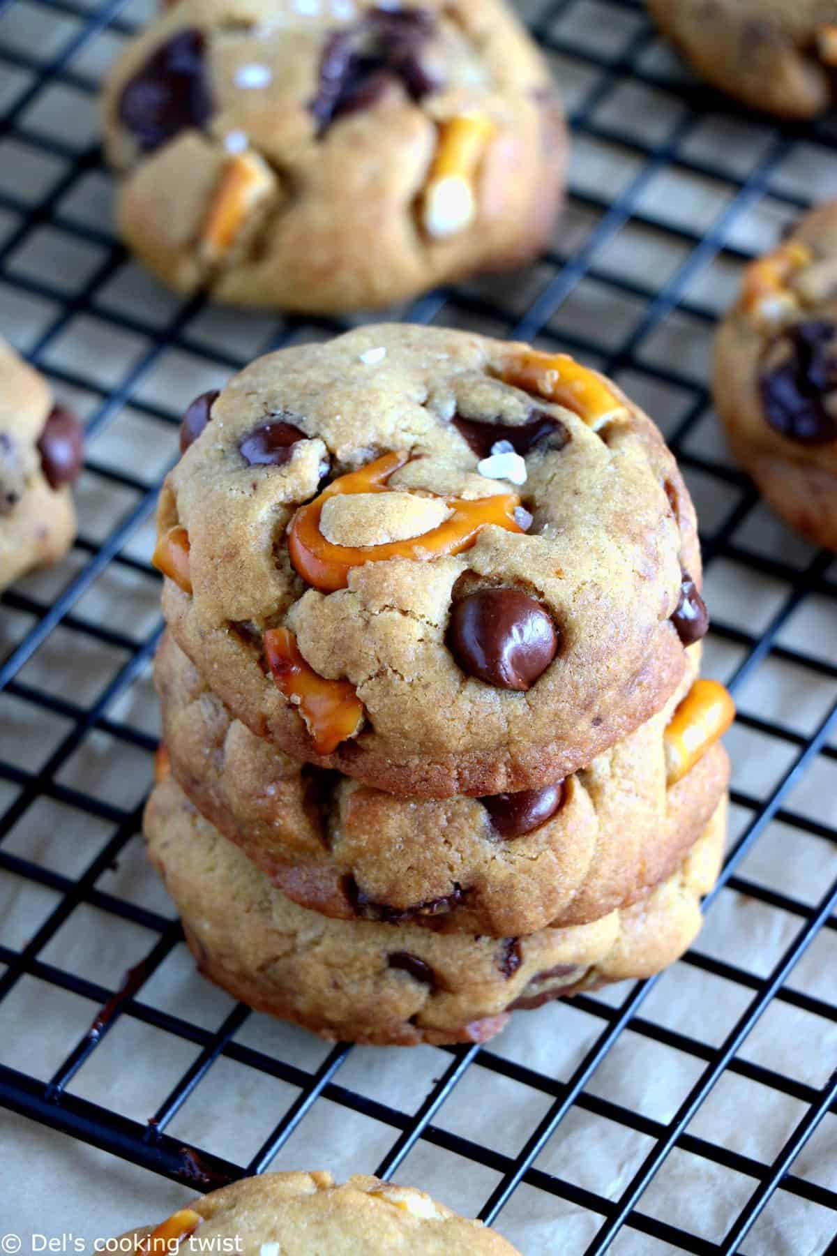 Salted Pretzel Chocolate Chip Cookies - Del's cooking twist Salted Pretzel Chocolate Chip Cookies - Del's cooking twist