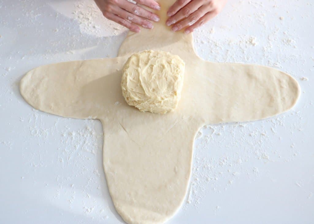 Puff Pastry (step-by-step guide) - Del's cooking twist