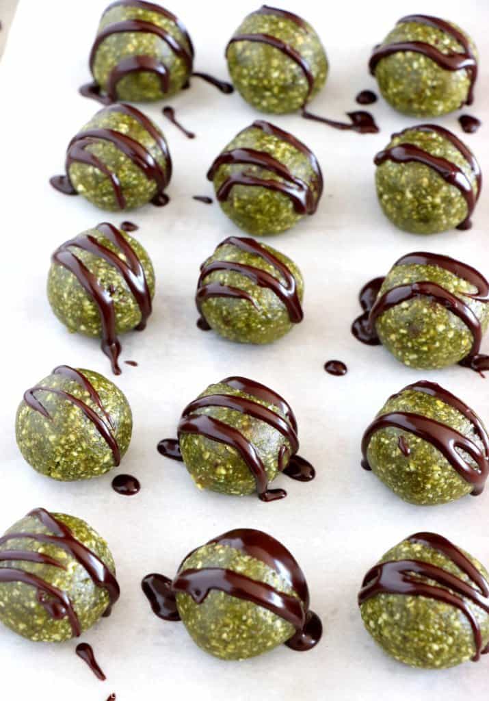 Superfood Green Energy Balls - Del's cooking twist
