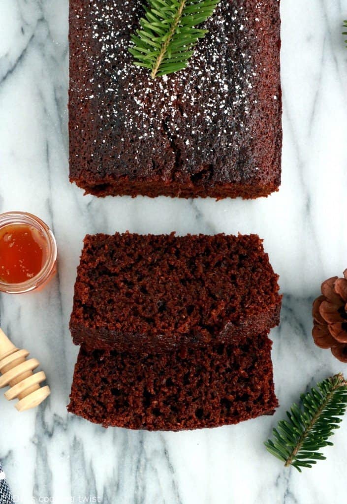 Super Moist Gingerbread Cake - Del's cooking twist