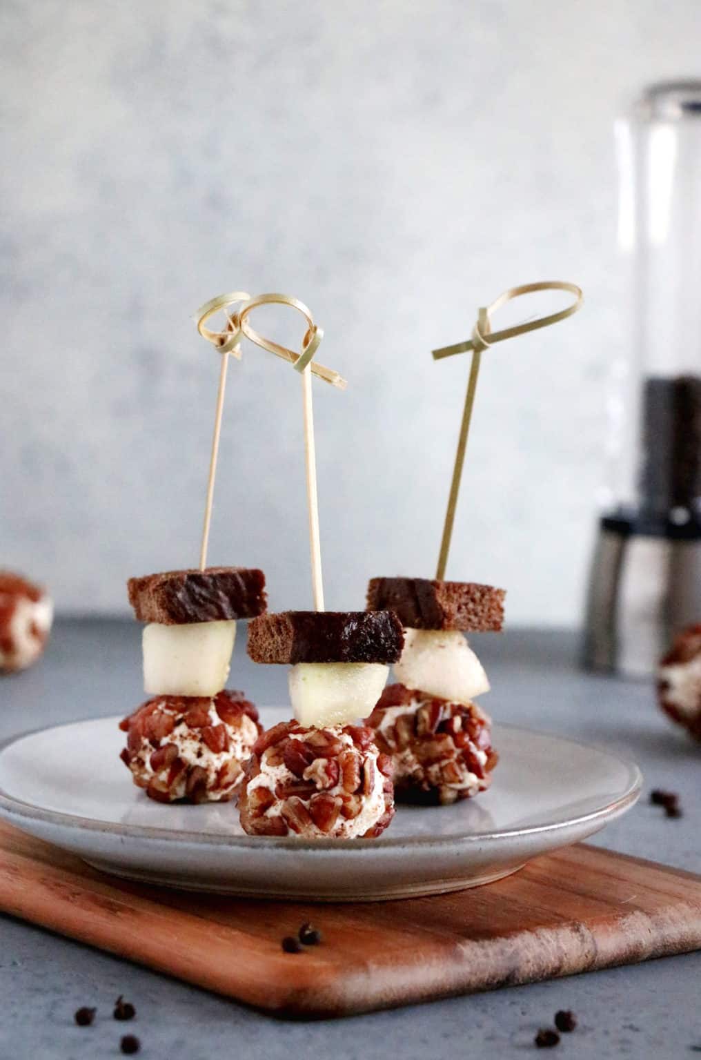 3 Quick & Easy Cheese Bite Appetizers - Del's cooking twist