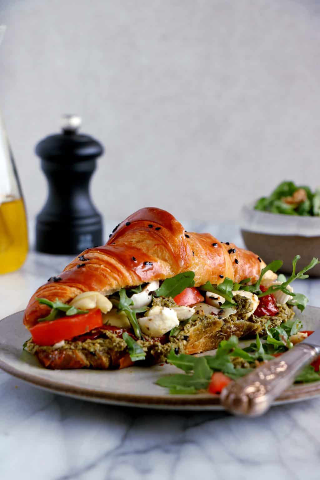 Caprese Croissant Breakfast Sandwich - Del's cooking twist