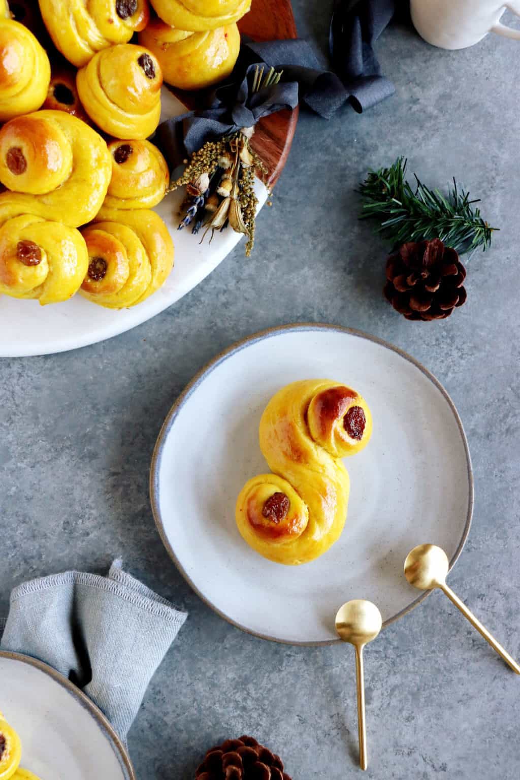 Swedish Saffron Buns (Lussekatter) - Del's cooking twist