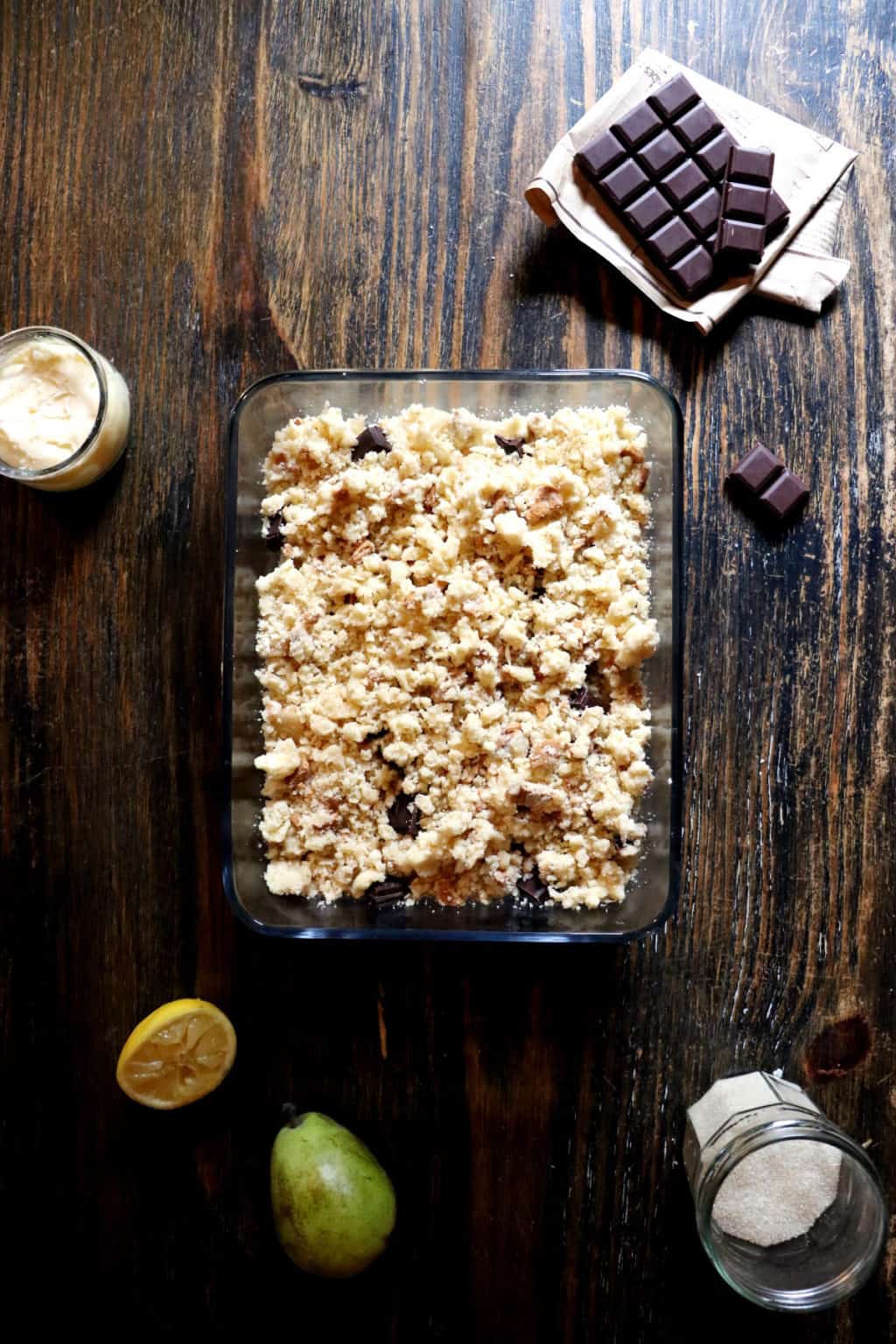 Quick Pear and Chocolate Crumble - Del's cooking twist