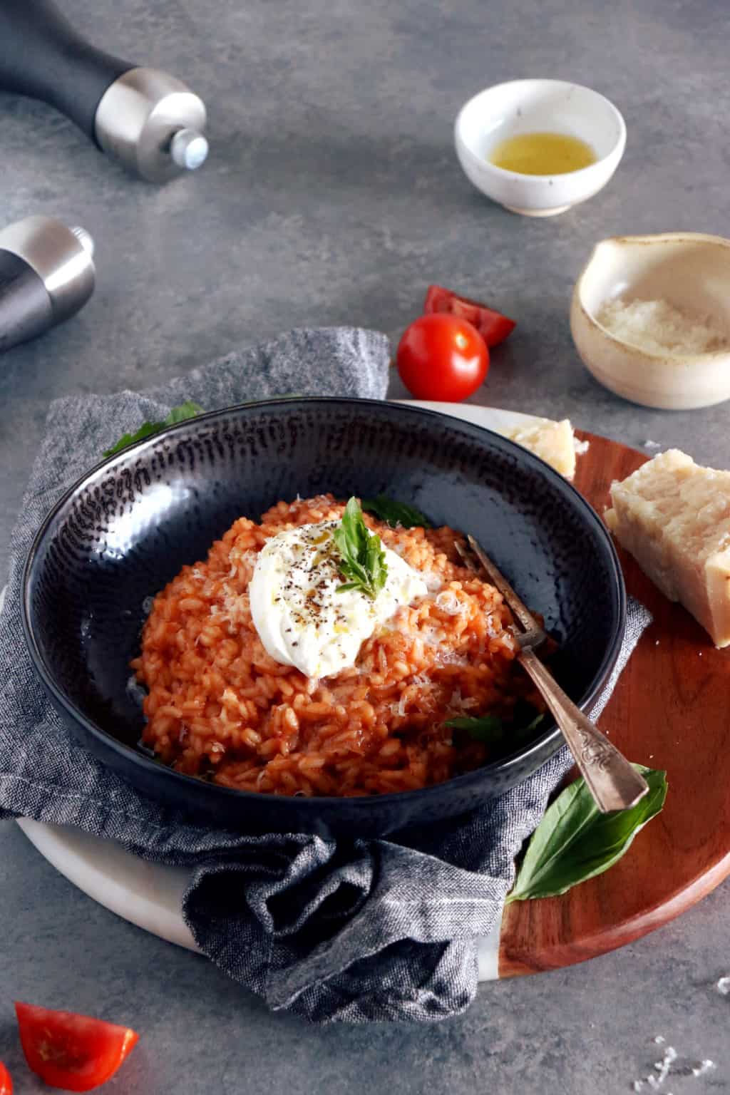 Spicy Tomato Risotto with Burrata Cheese - Del's cooking twist