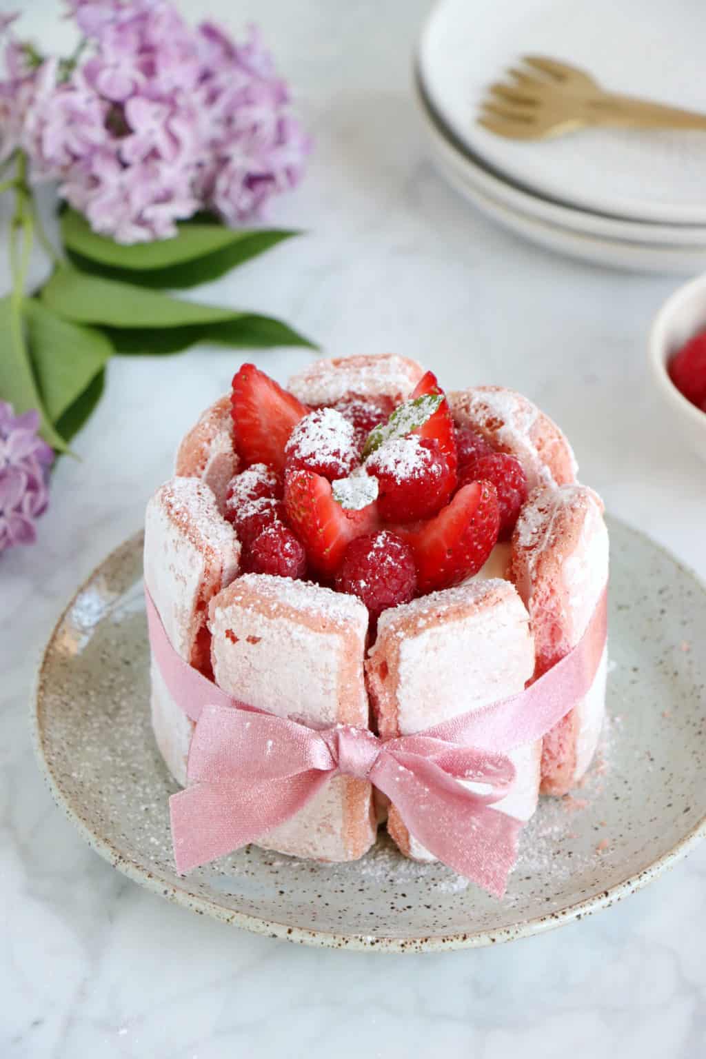 White Chocolate Strawberry Charlotte Cake - Del's cooking twist