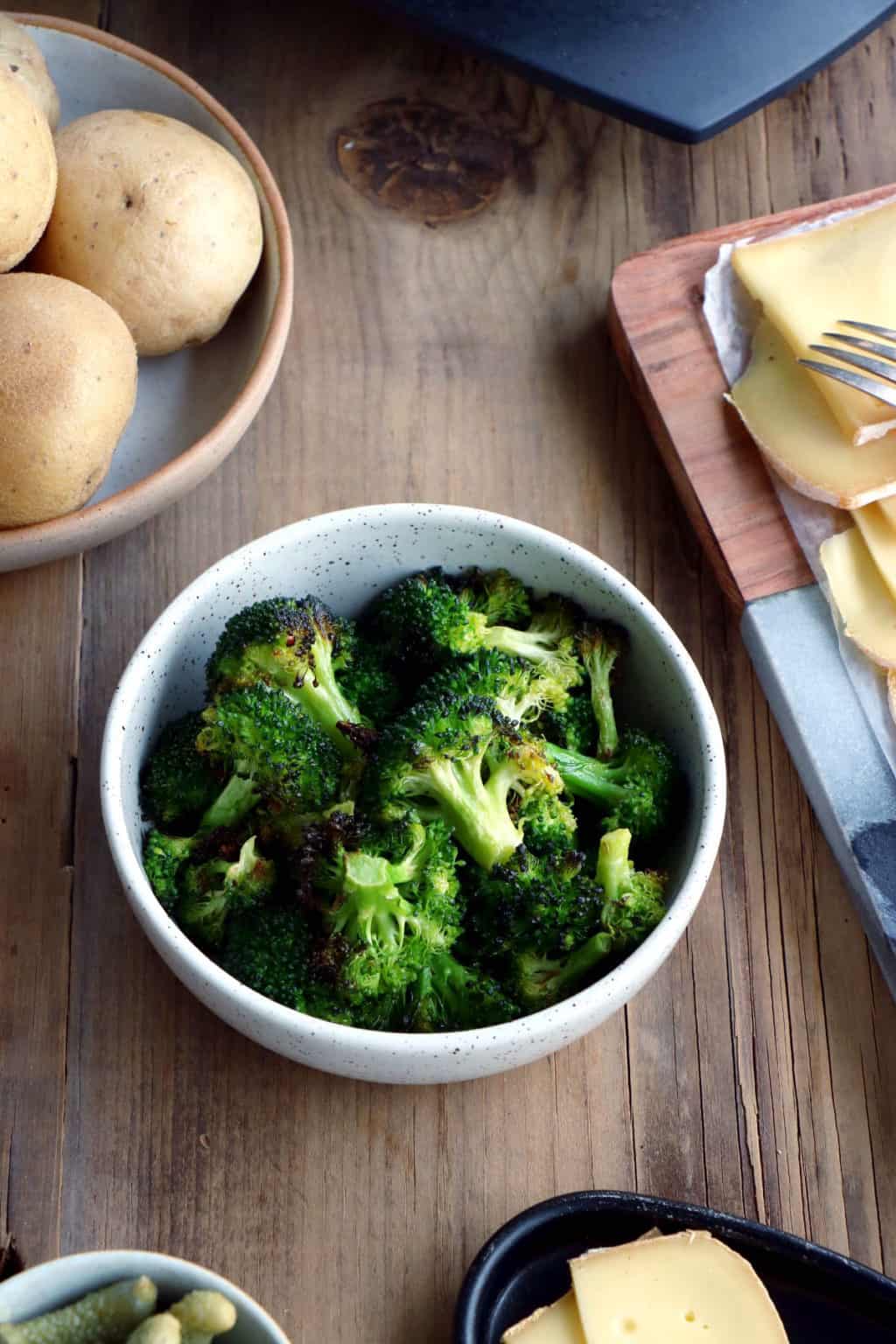 How To Host A Vegetarian Raclette Dinner Party - Del's cooking twist