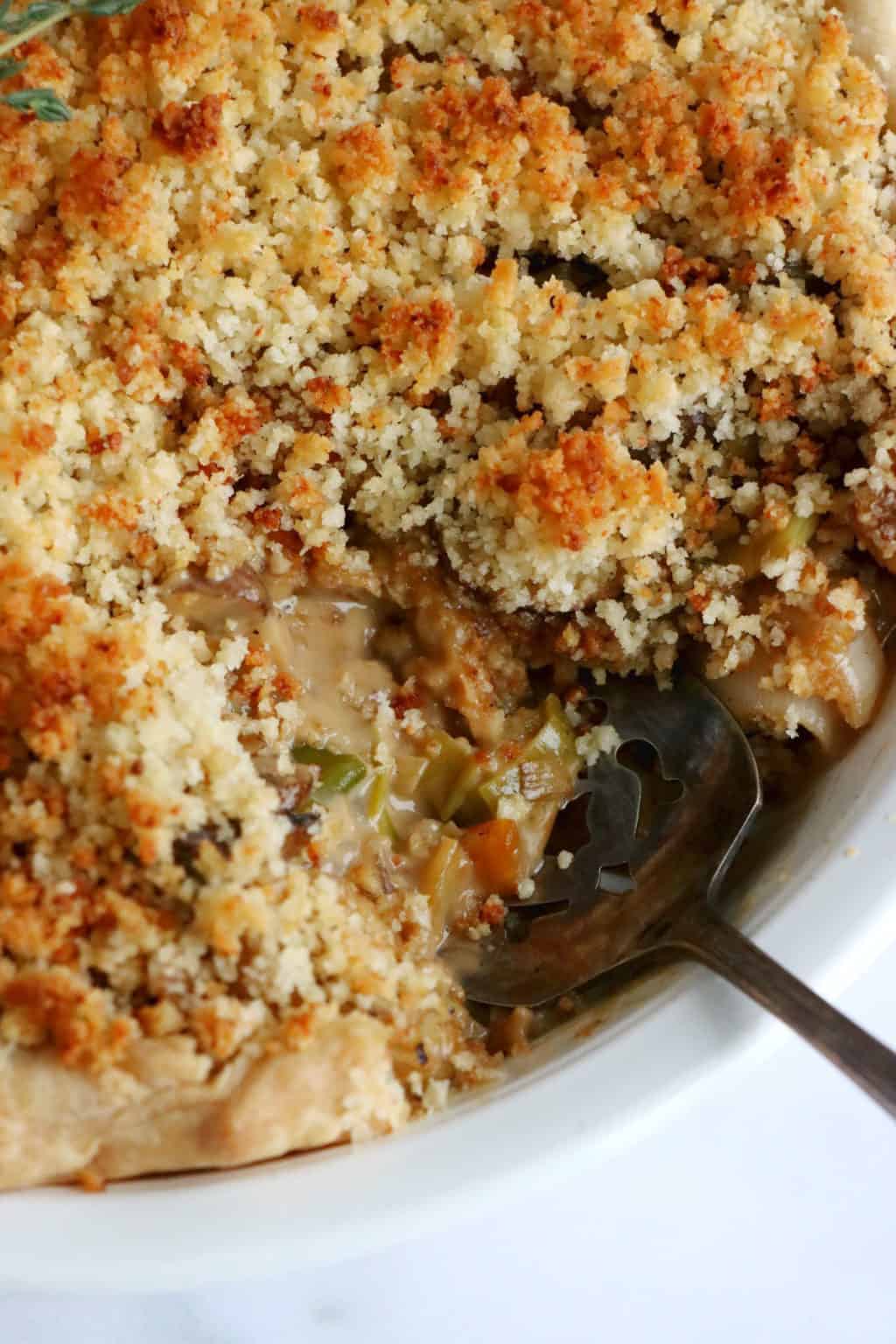 Leek and Mushroon Pot Pie with Crumble Topping - Del's cooking twist