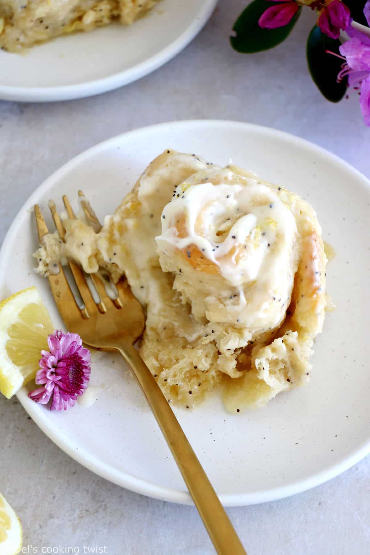 Lemon Poppy Seed Sweet Rolls - Del's cooking twist