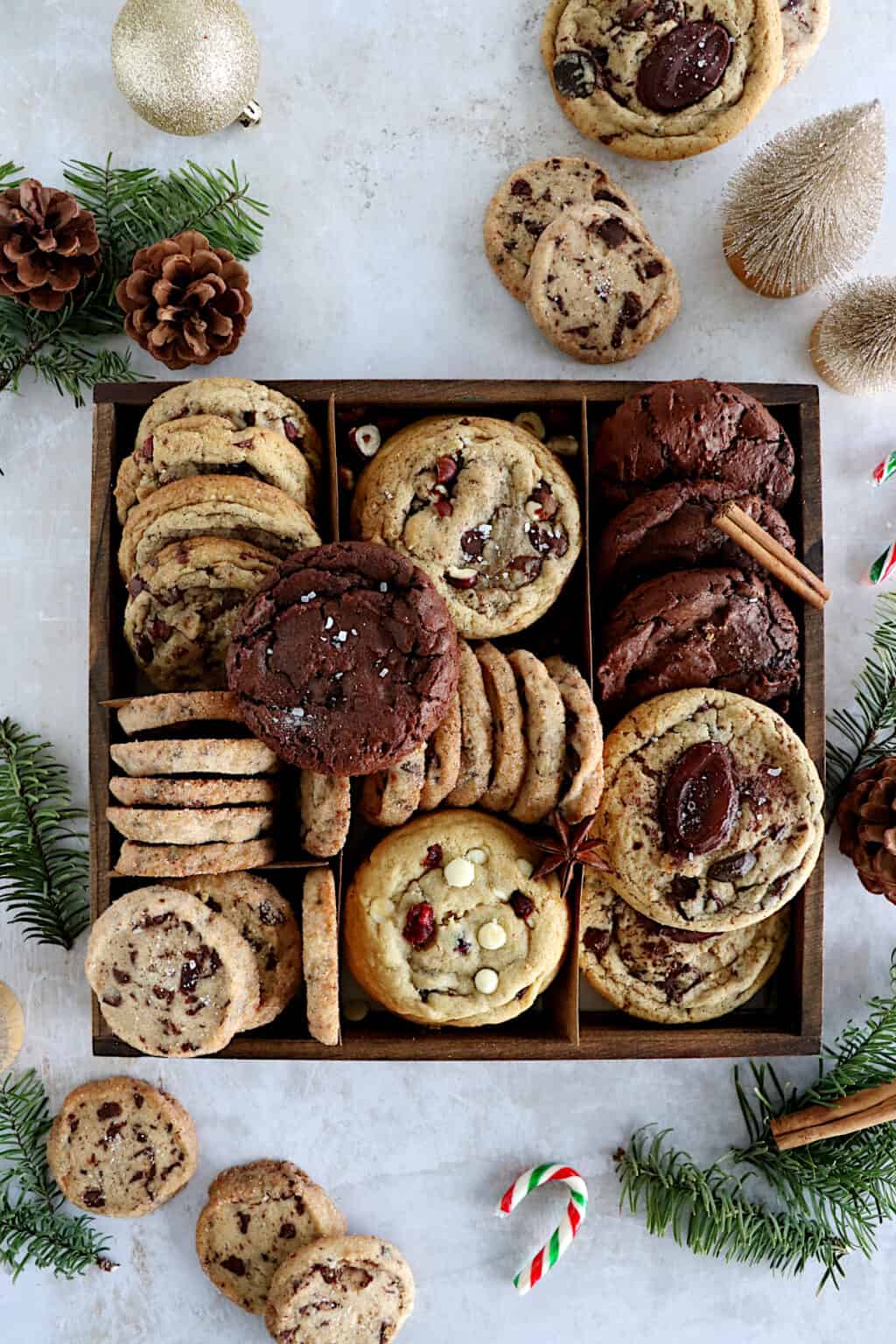 Boîte à cookies de Noël (Christmas Cookie Box) - Del's cooking twist
