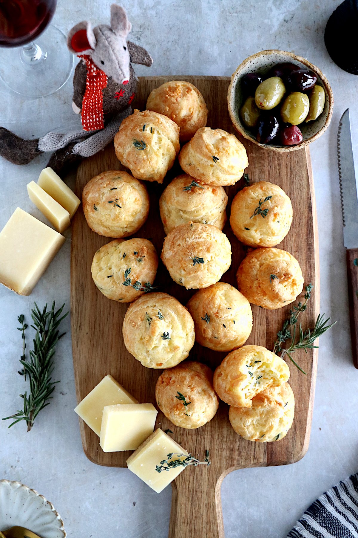 Gougères (French Cheese Puff Appetizer) - Del's cooking twist