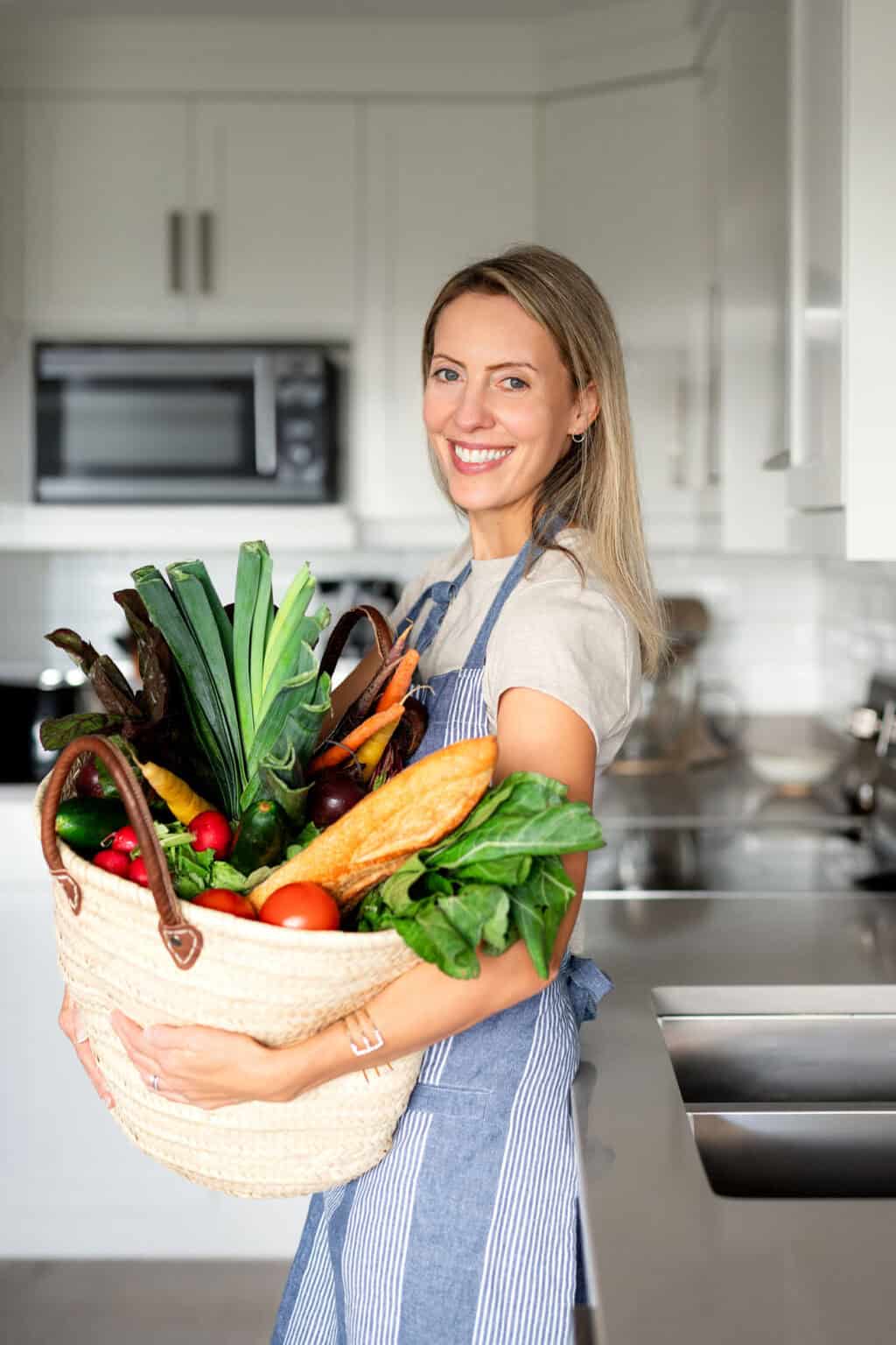 Puff Pastry (step-by-step guide) - Del's cooking twist