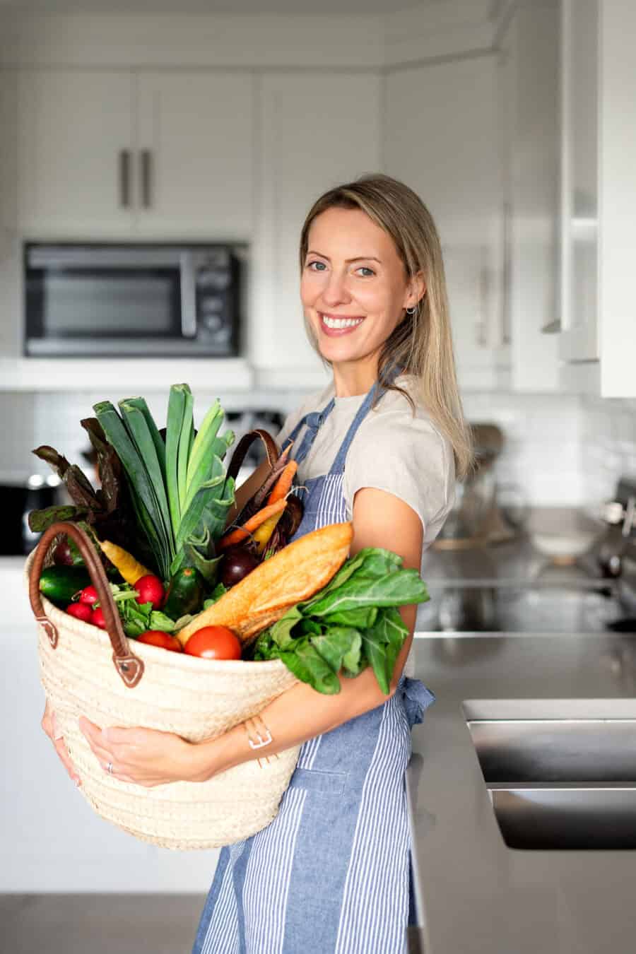 Easy Vegetarian Zucchini Lasagna (+ video) - Del's cooking twist