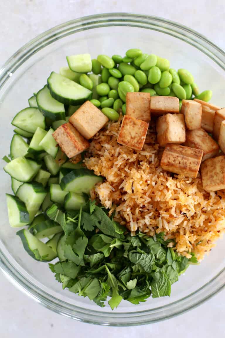 Salade de riz croustillant au tofu (crispy rice salad) - Del's cooking ...