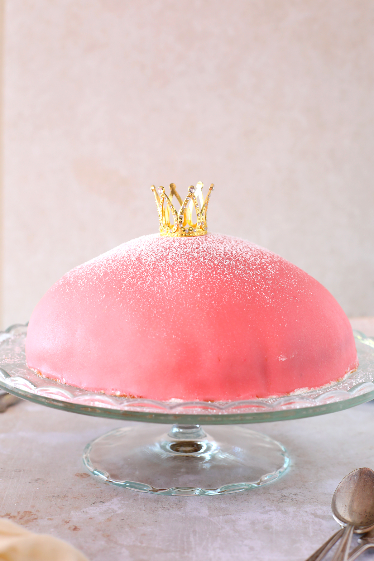 Pink Swedish Princess Cake (Prinsesstårta) - Del's cooking twist